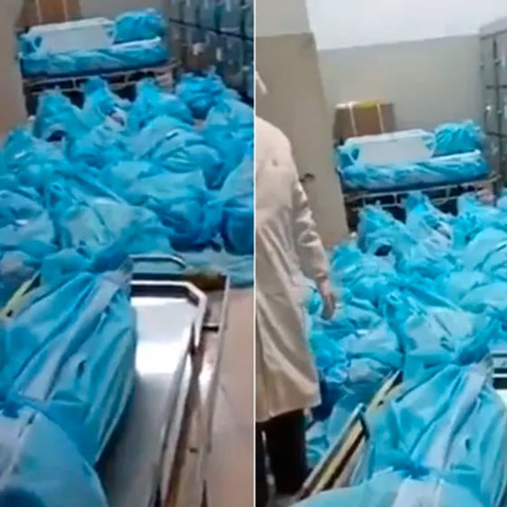 Cadaveres envueltos en plástico se apilan en el piso de un hospital en ...