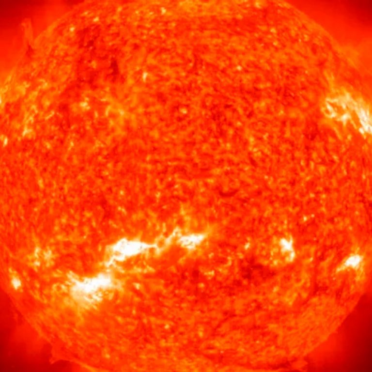 NASA revela impresionante imagen del Sol en todo su esplendor | Publimicro