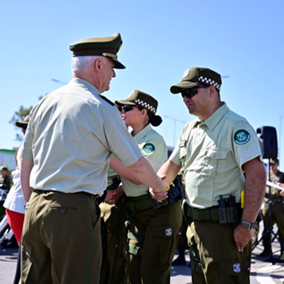 Desde hoy, unos 1.500 Carabineros de la Región Metropolitana lucirán ...
